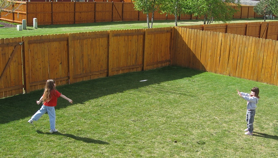Almost Unschoolers: Paper Frisbee Geometry