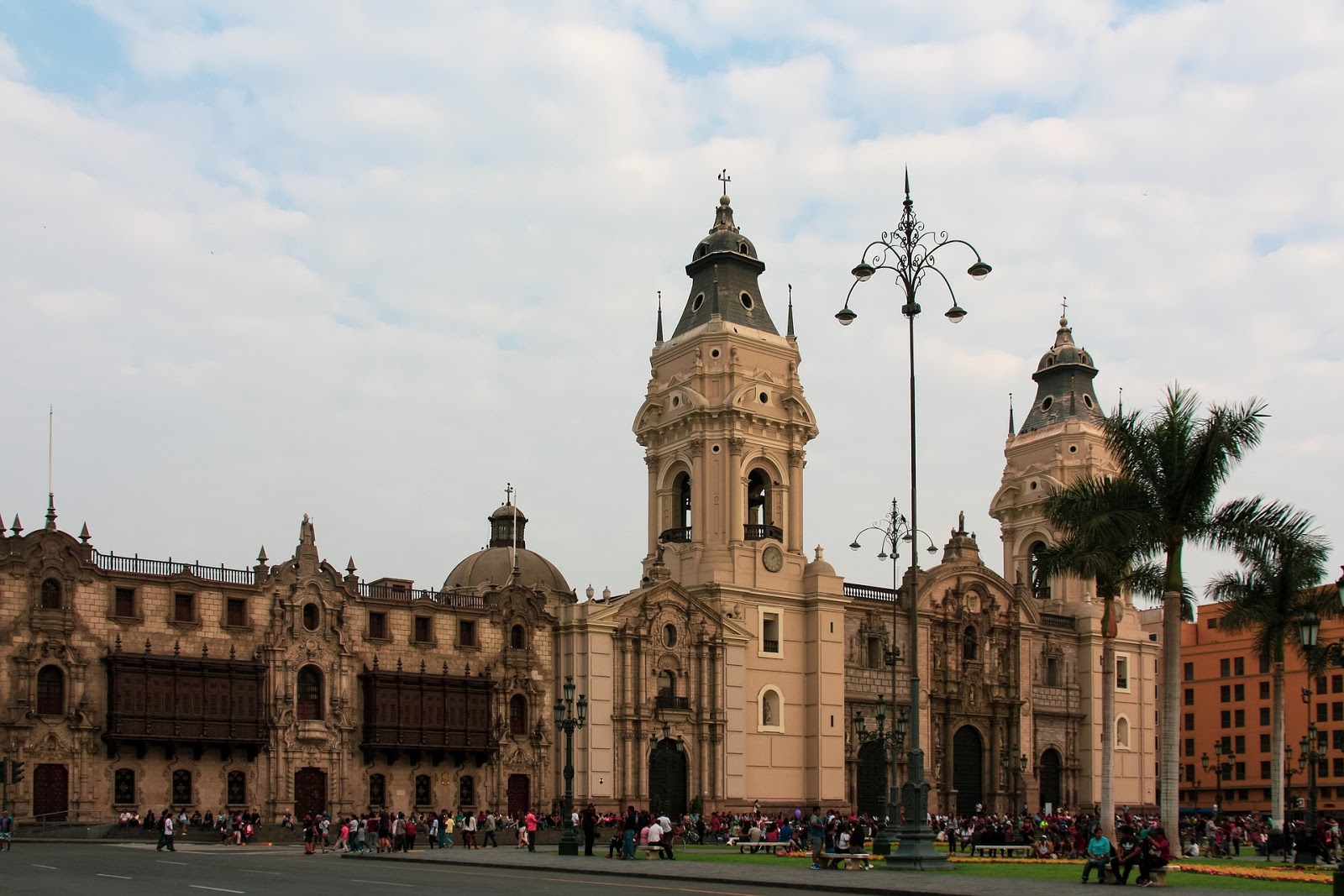 10 Reasons Why You Should Visit Lima | Non Stop Family