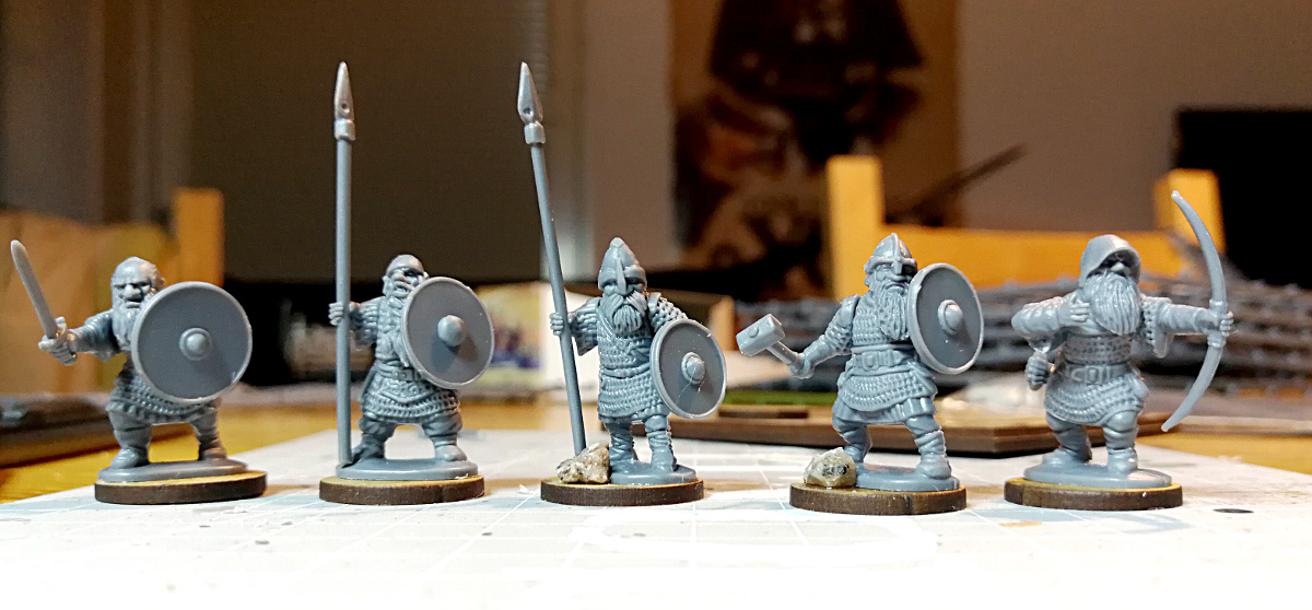 The Figure Fanatic: Oathmark Dwarves, a review and some thoughts.