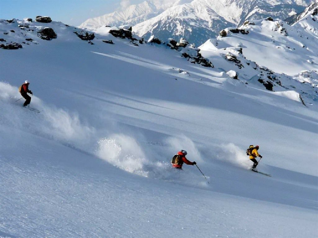 Discover India Skiing Adventure Sports In Patnitop Jammu Kashmir India discover-india-skiing-adventure-sports-in-patnitop-jammu-kashmir-india