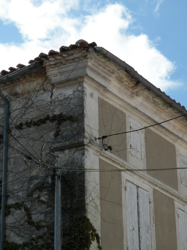 Balades dans les Charentes : Brossac et son église