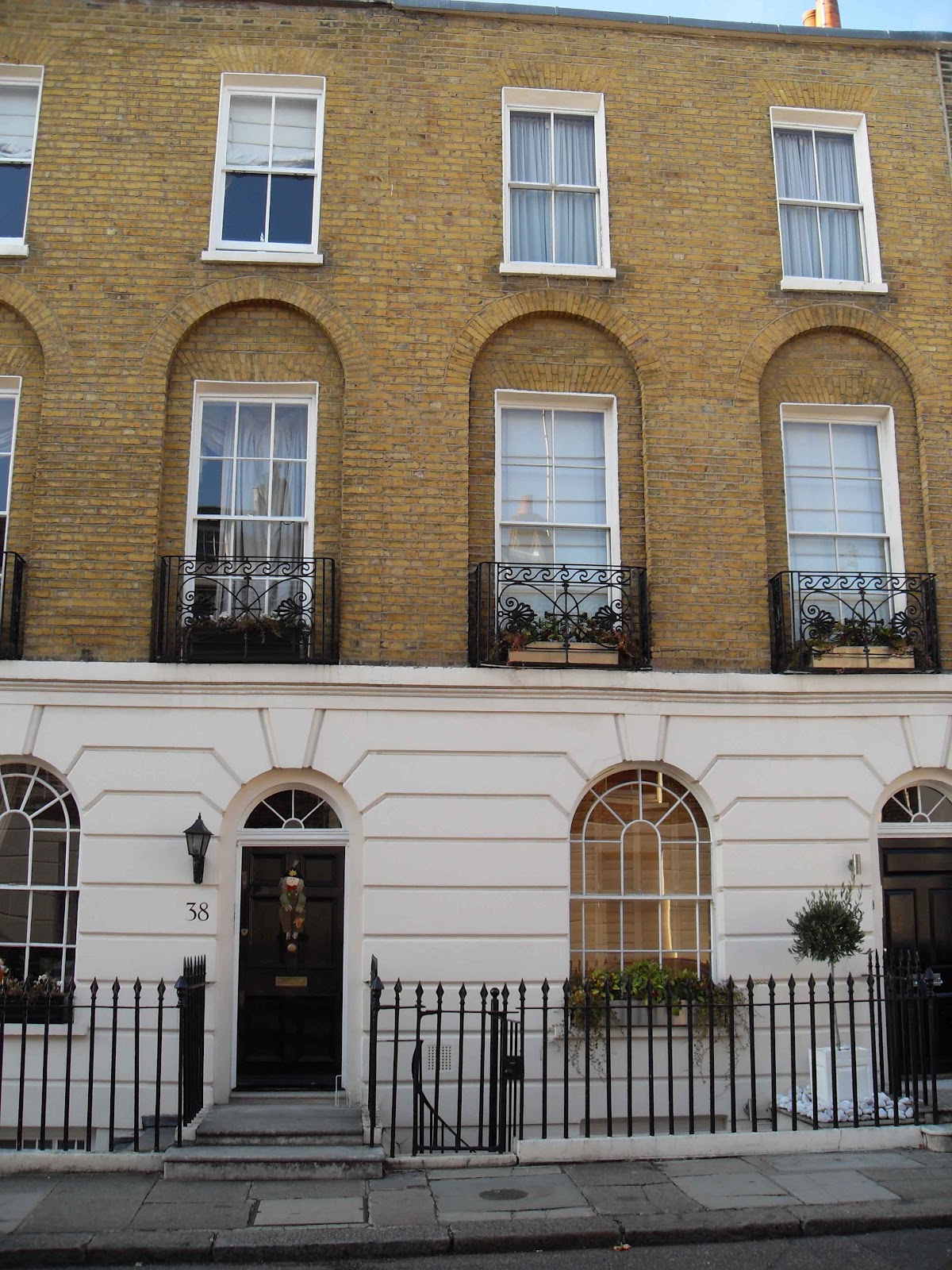 Period House: Regency: large & medium