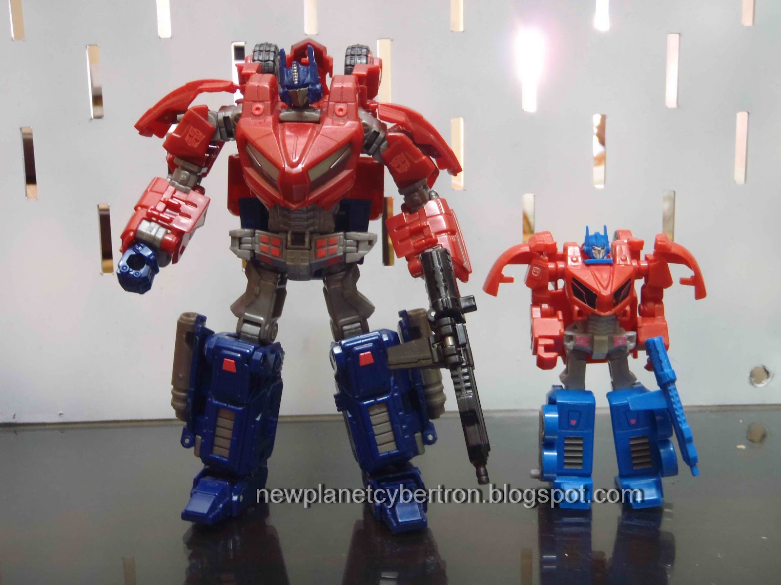 New Planet Cybertron: Transformers Review – WFC Optimus Prime (Kabaya)