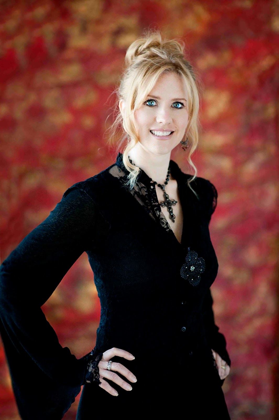 ROSEBLOOD - A. G. HOWARD - Noa en el baúl de los sueños