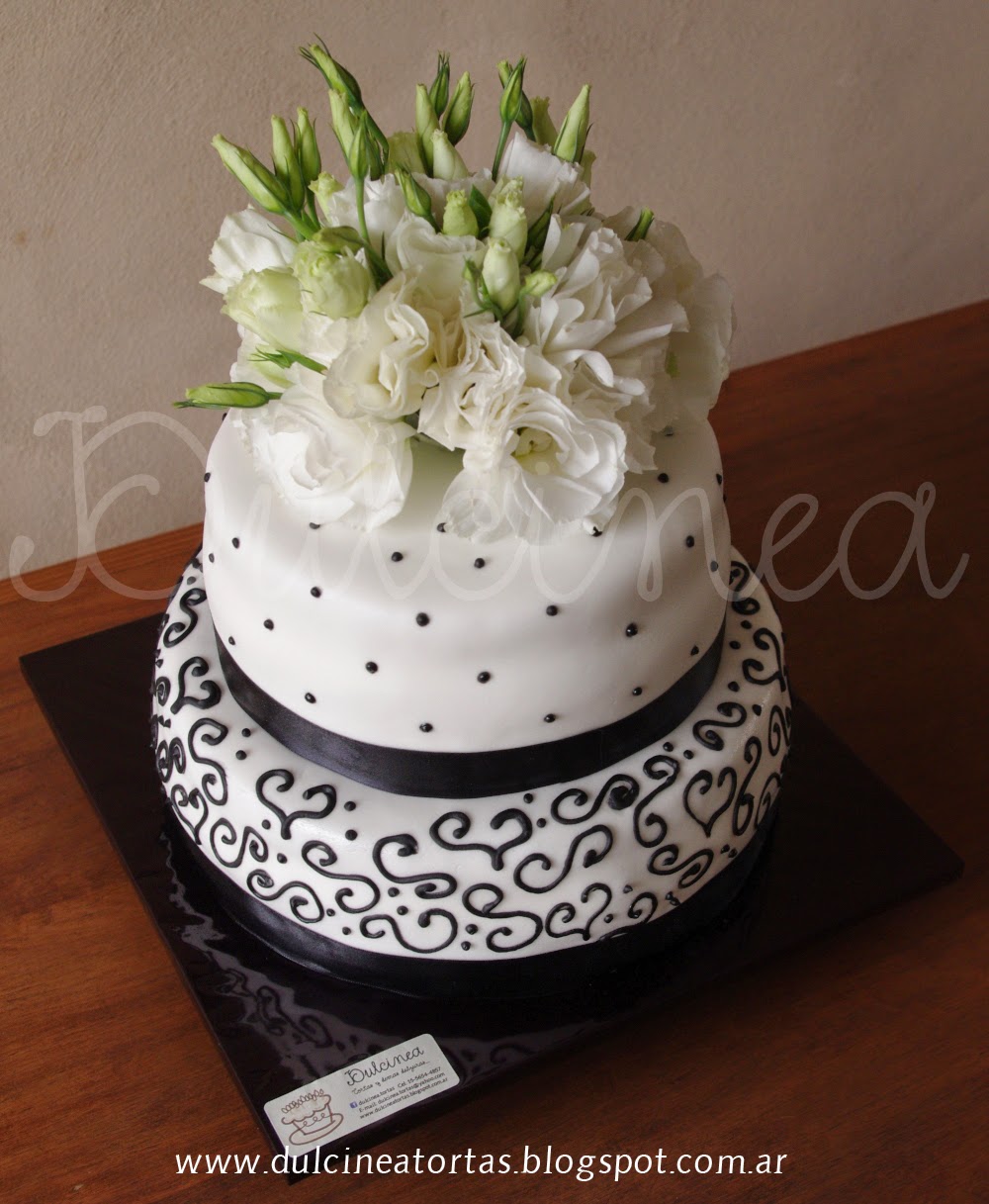 Dulcinea Tortas y demás dulzuras: Tortas con flores naturales