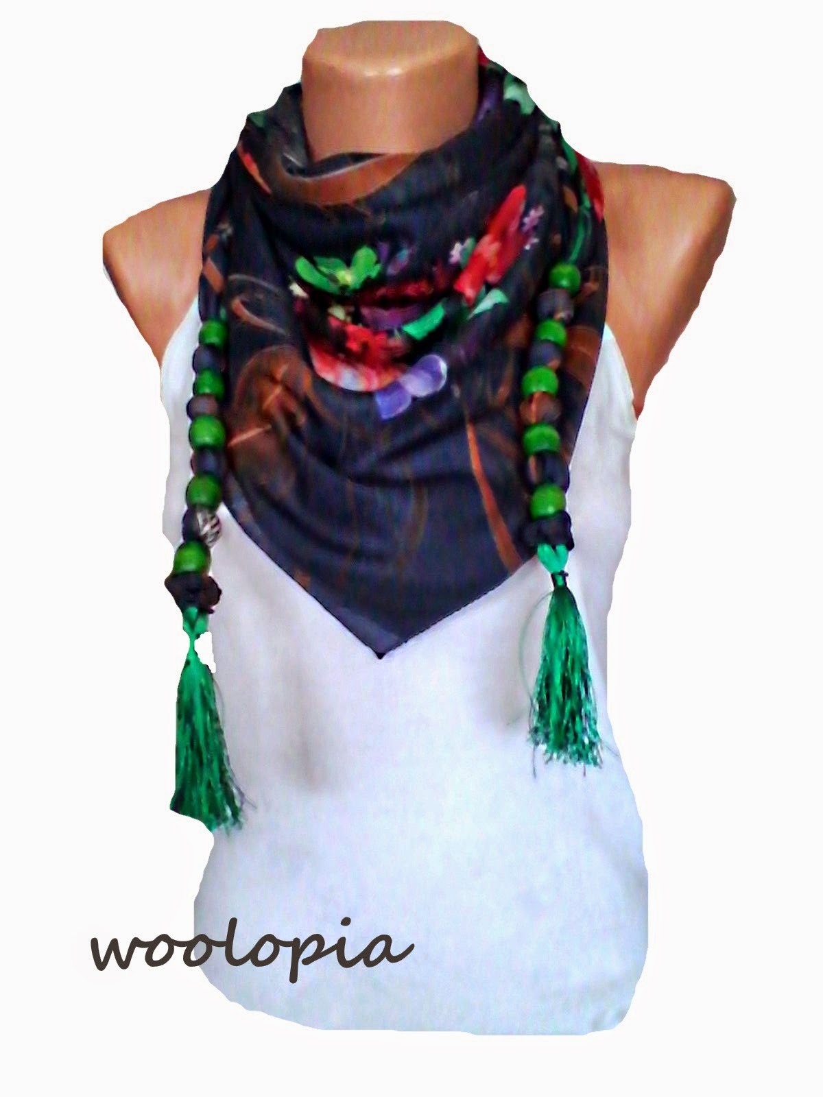 WOOLOPIA: Scarves for Spring...
