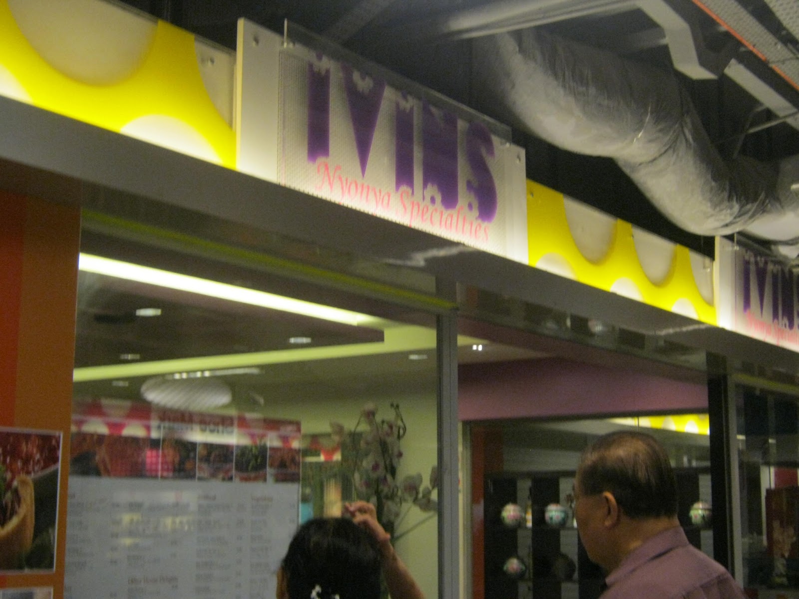 my thoughts, stories and articles: Ivins Peranakan Restaurant and Singapore