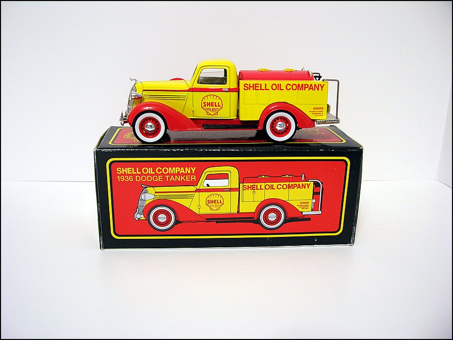 Rays Toy Trucks: 1936 Dodge Shell Diecast Tanker Truck