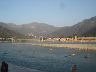 बारामासा baramasa: नीलकंठ - जहाँ सम्भव है क्लेश व संताप से मुक्ति