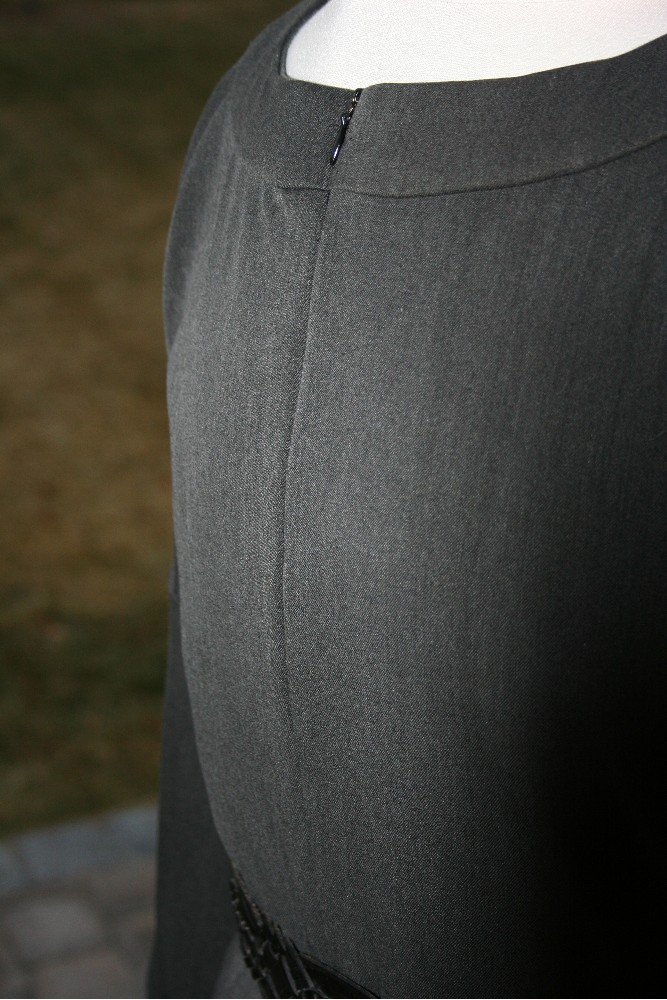 Stitched By His Love: Simplicity 2245 Lisette Portfolio Dress