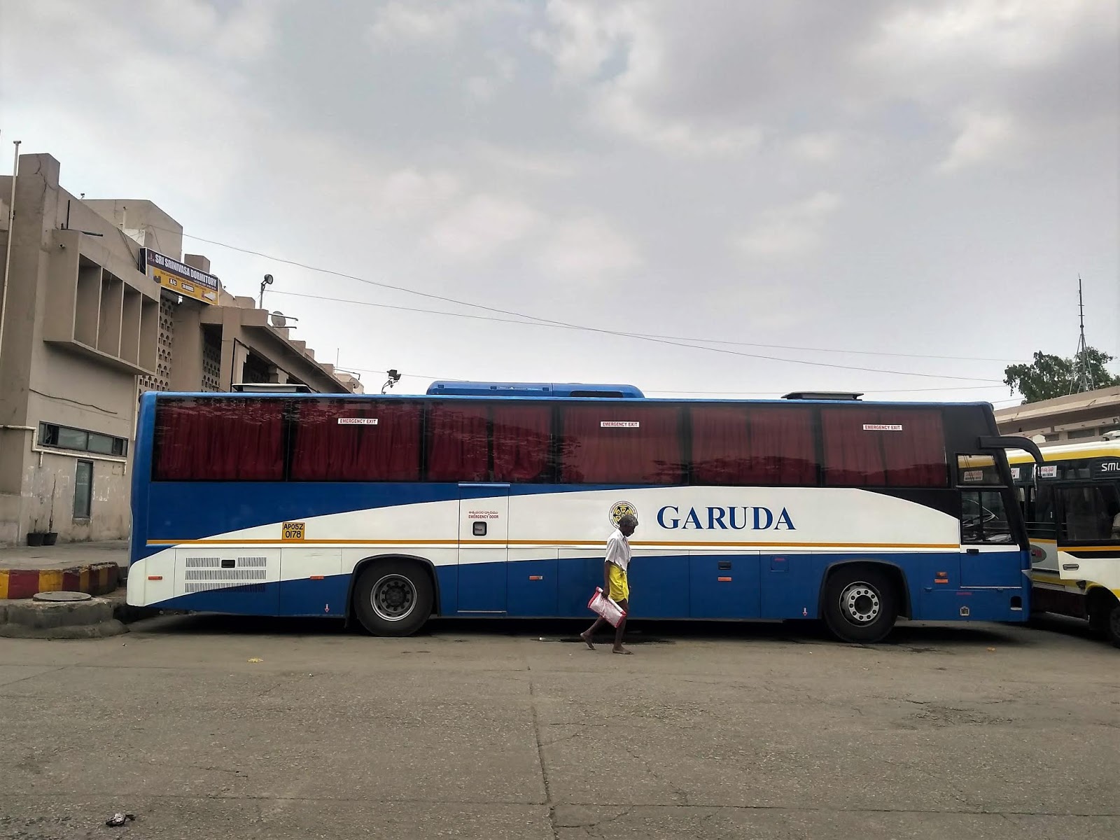 LOVE of Z: Know your buses - APSRTC Edition