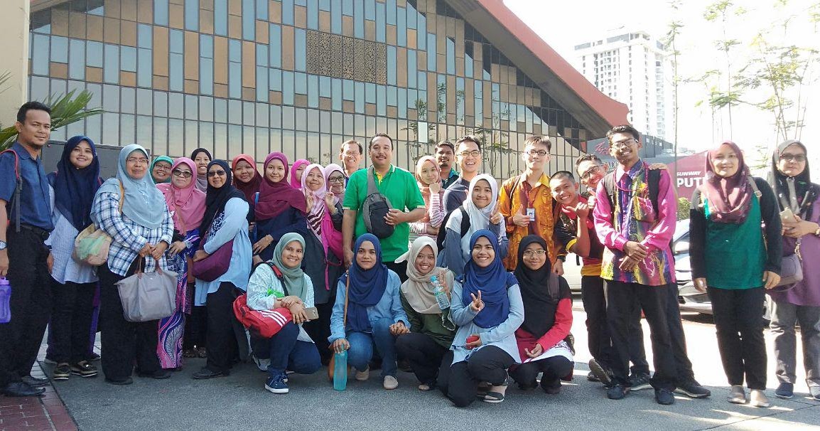 Perpustakaan IPG Kampus Raja Melewar: Lawatan ke Pesta Buku ...