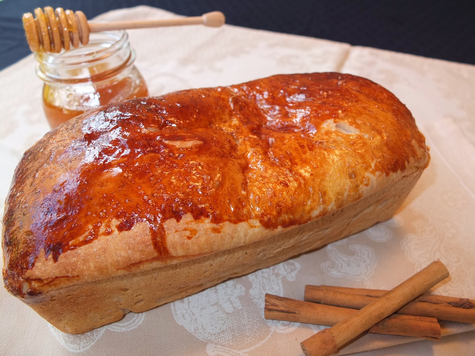 Cocinando con Lola García: Pan de miel y canela
