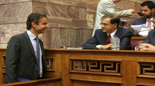 ΜΕ ΦΟΝΤΟ ΤΟ "ΣΗΜΑ ΤΩΝ ΝΑΖΙ" ΜΕΣΑ ΣΤΗ ΒΟΥΛΗ ΤΑ ΛΕΝΕ Ο ΚΥΡΙΑΚΟΣ ...