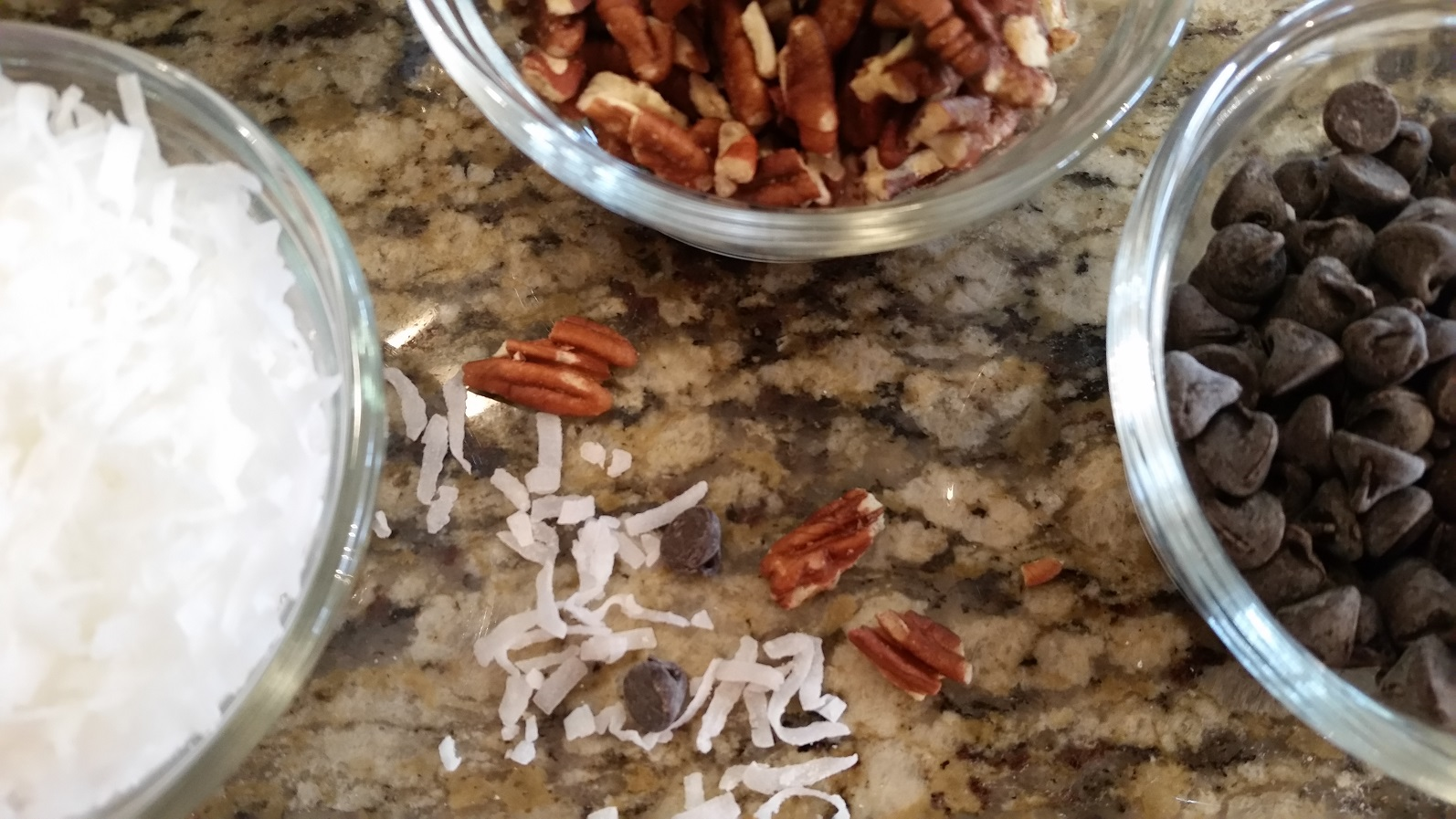 LL Farm: Chocolate Chip, Pecan, Coconut Cookies