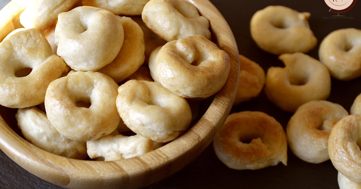 Orietta's Recipes: Tarallini pugliesi bolliti