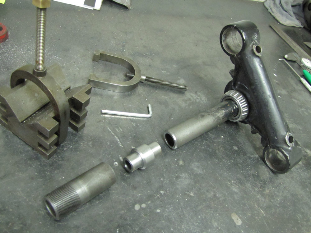 Lowbrow Customs Blog-O-Rama: Lowbrow Panhead: Extending the Triumph ...