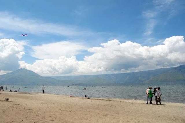 Wisata Pantai Pasir Putih Parbaba Samosir Yang Menakjubkan ~ Tempat ...