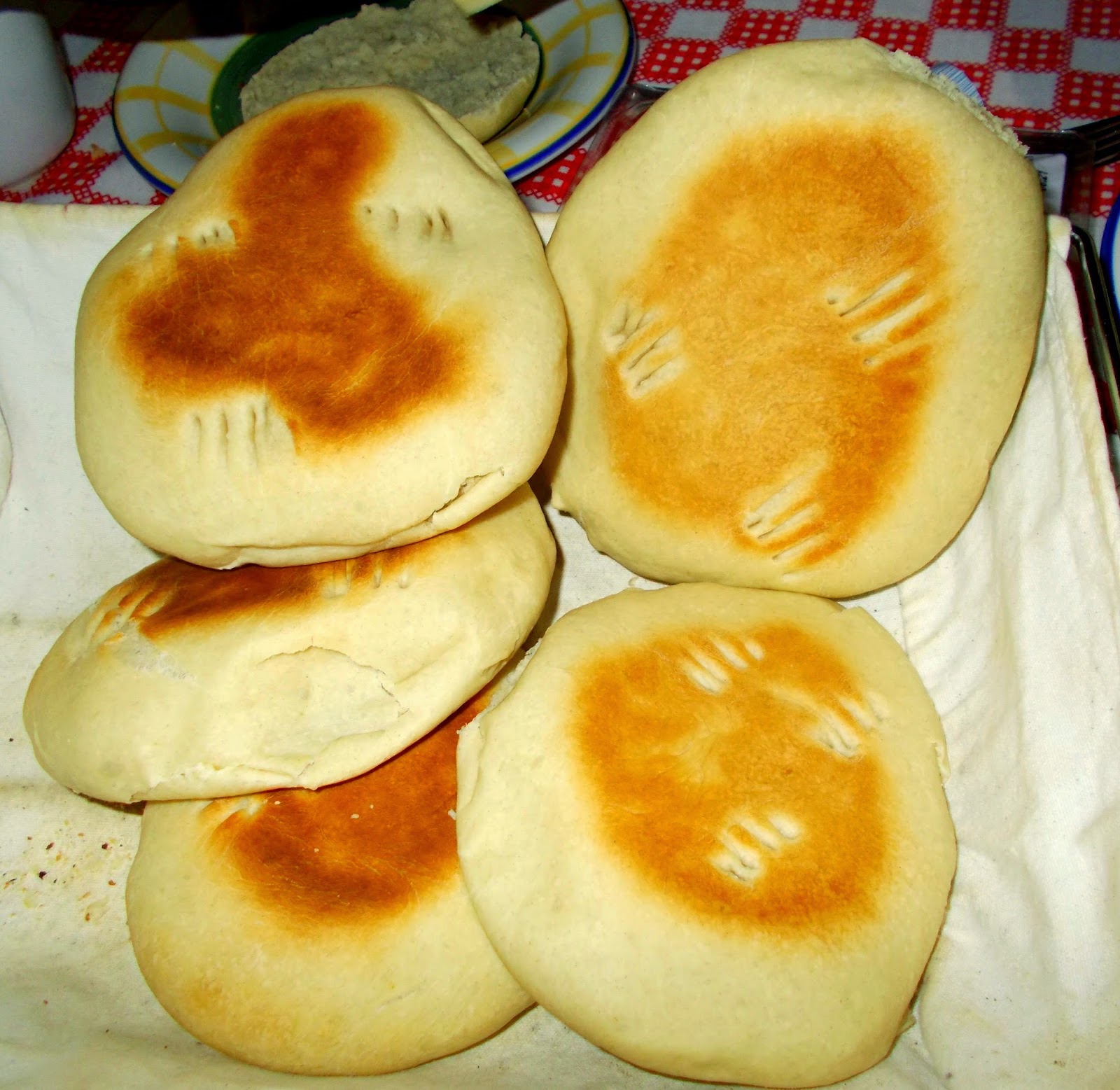 sentimiento gordo... comida, recetas y mucha hambre: Pan con Pebre, la ...