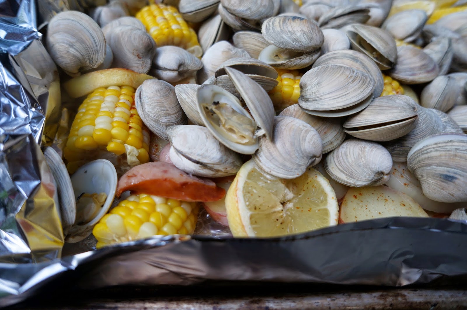 What I Ate: Grilled Clam Bake