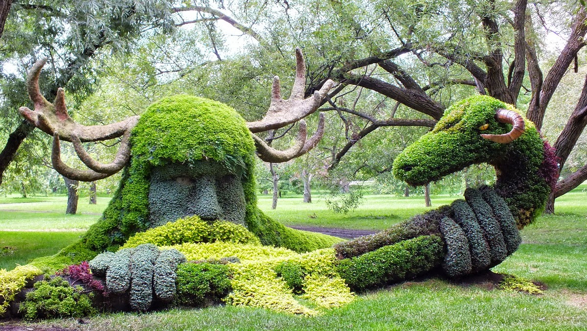 design-dautore: Monumental Plant Sculptures