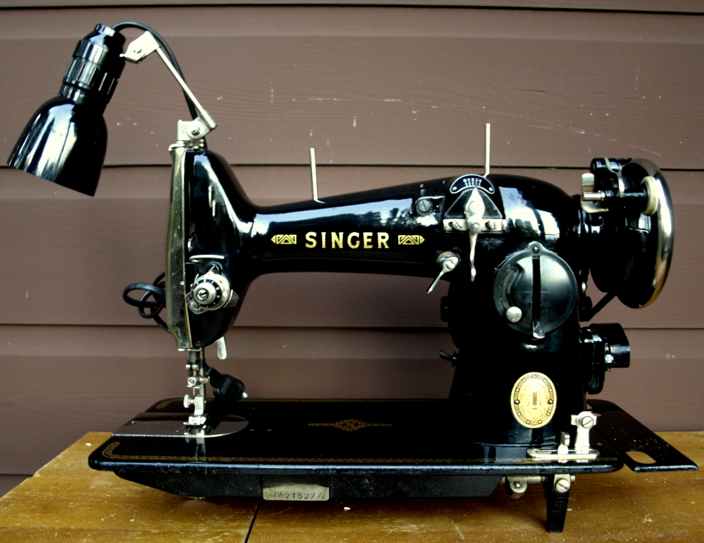 Tight Acres: Singer 216G