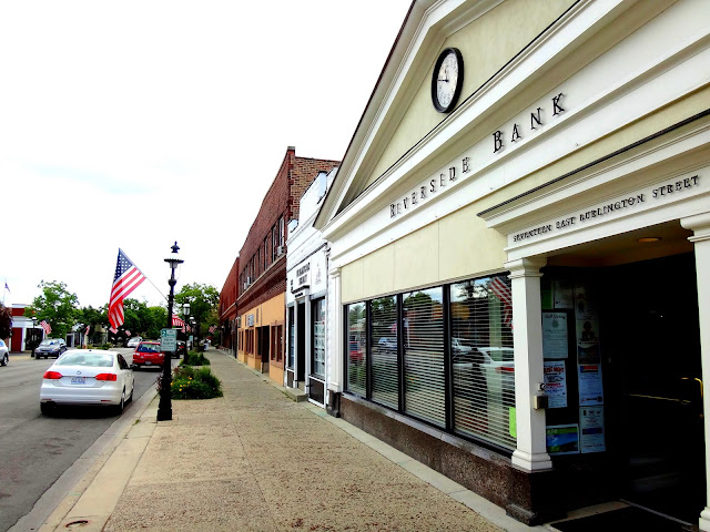 Summer in Riverside, Illinois!