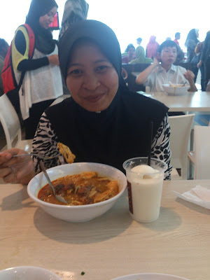 My Life & My Loves ::.: lunch @ food court KLCC level 4