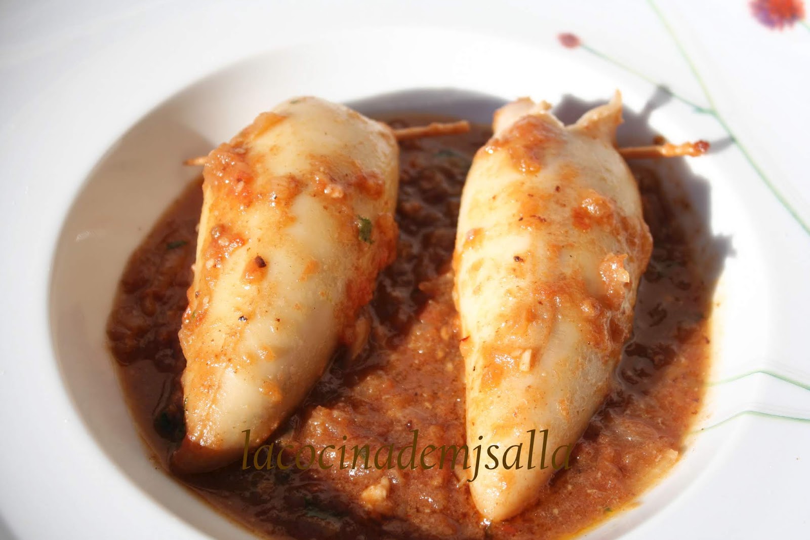 CALAMARES RELLENOS DE CARNE PICADA