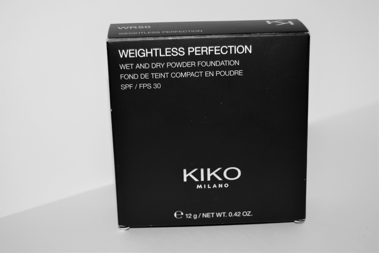Weightless Perfection Wet And Dry Powder Foundation de Kiko Milano ...