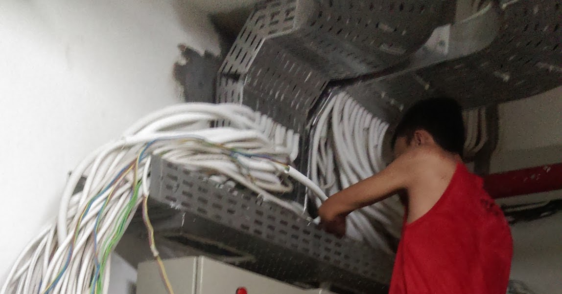 DBSELEKTRIC: TERMINASI PANEL