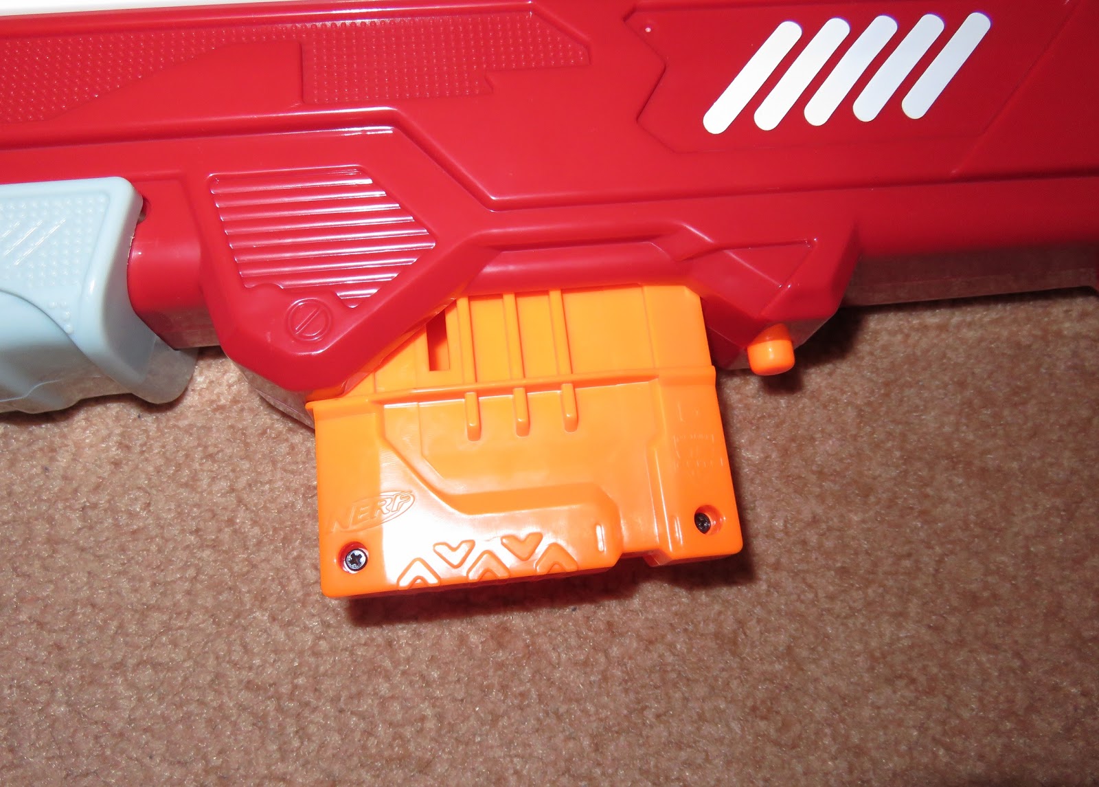 Outback Nerf: Review: Buzz Bee Thermal Hunter (15m)