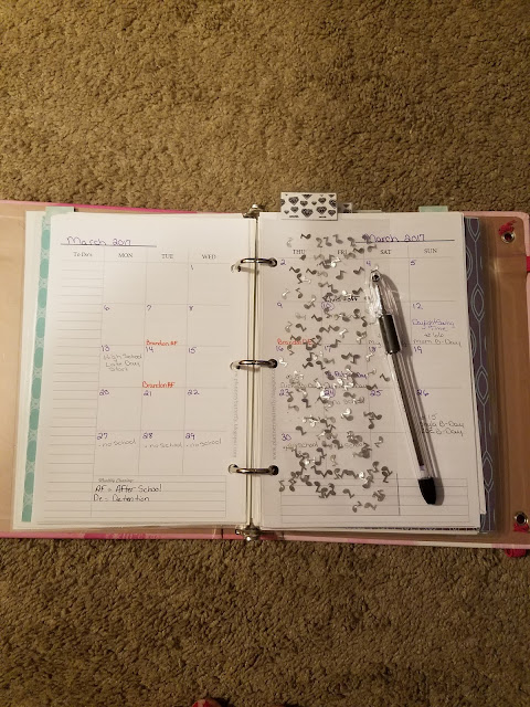 PlanneryButterfly: How I Bullet Journal in a Binder.