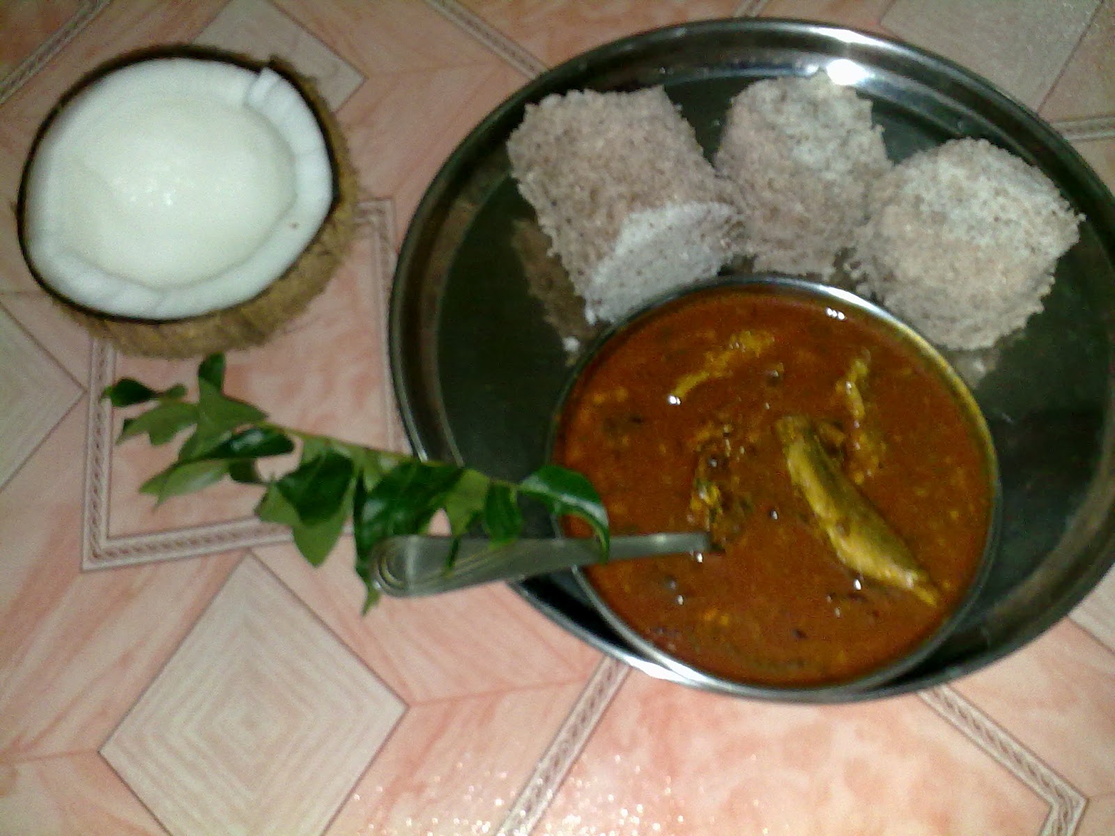 Kerala - Thani Nadan Foods: Chemba Puttu and Fish Curry