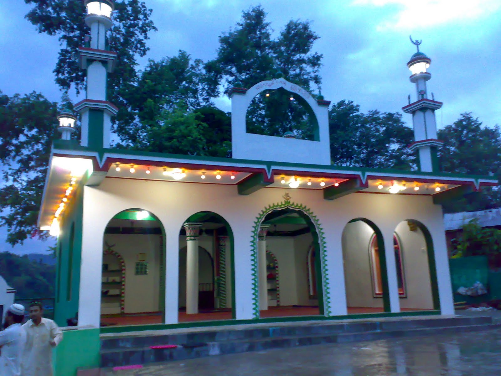 तनहुँ मुस्लीम समाज