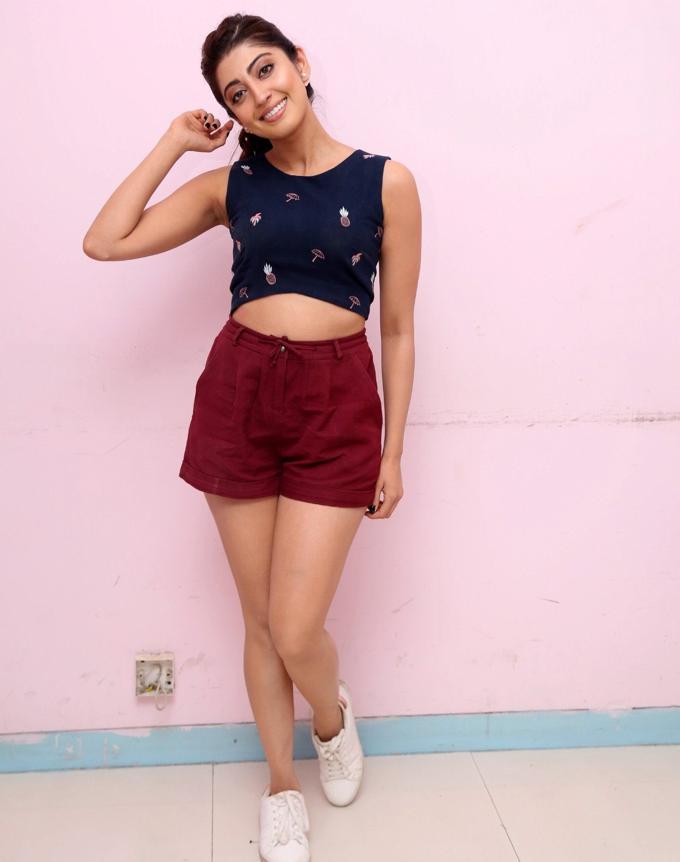 South Indian Model Pranitha Subhash Cross Legs Show In Red Mini Short