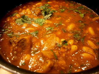 libyan food: White Kidney Bean Beef Stew Tabikhet Fasolia طبيخة فاصوليا