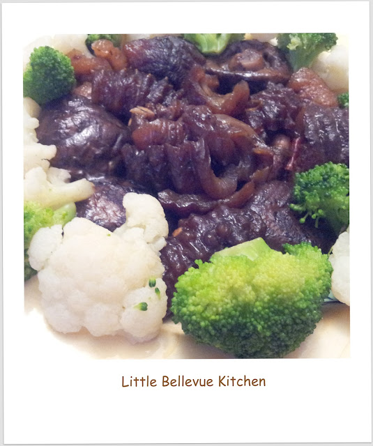 Little Bellevue Kitchen: Stir Fried Sea Cucumber with Mushroom and Broccoli