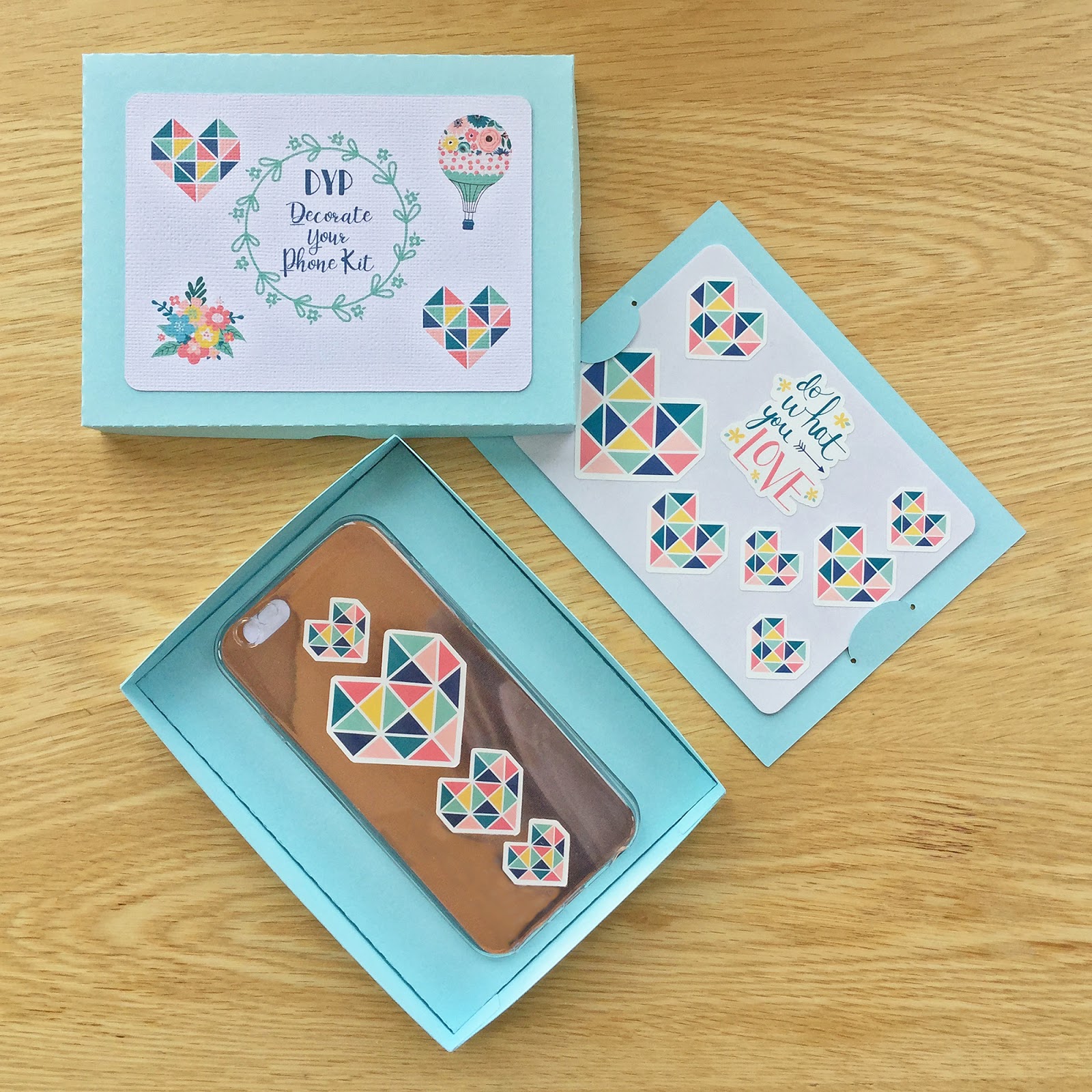 Silhouette UK: Customised Gift Box Inserts