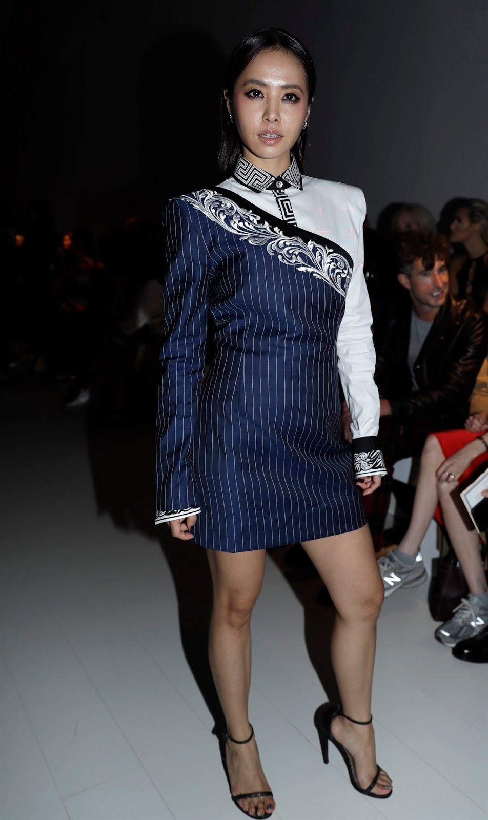 THE VERSACE TRIBUTE COLLECTION - Spring Summer 2018..Fashionweekly..On ...