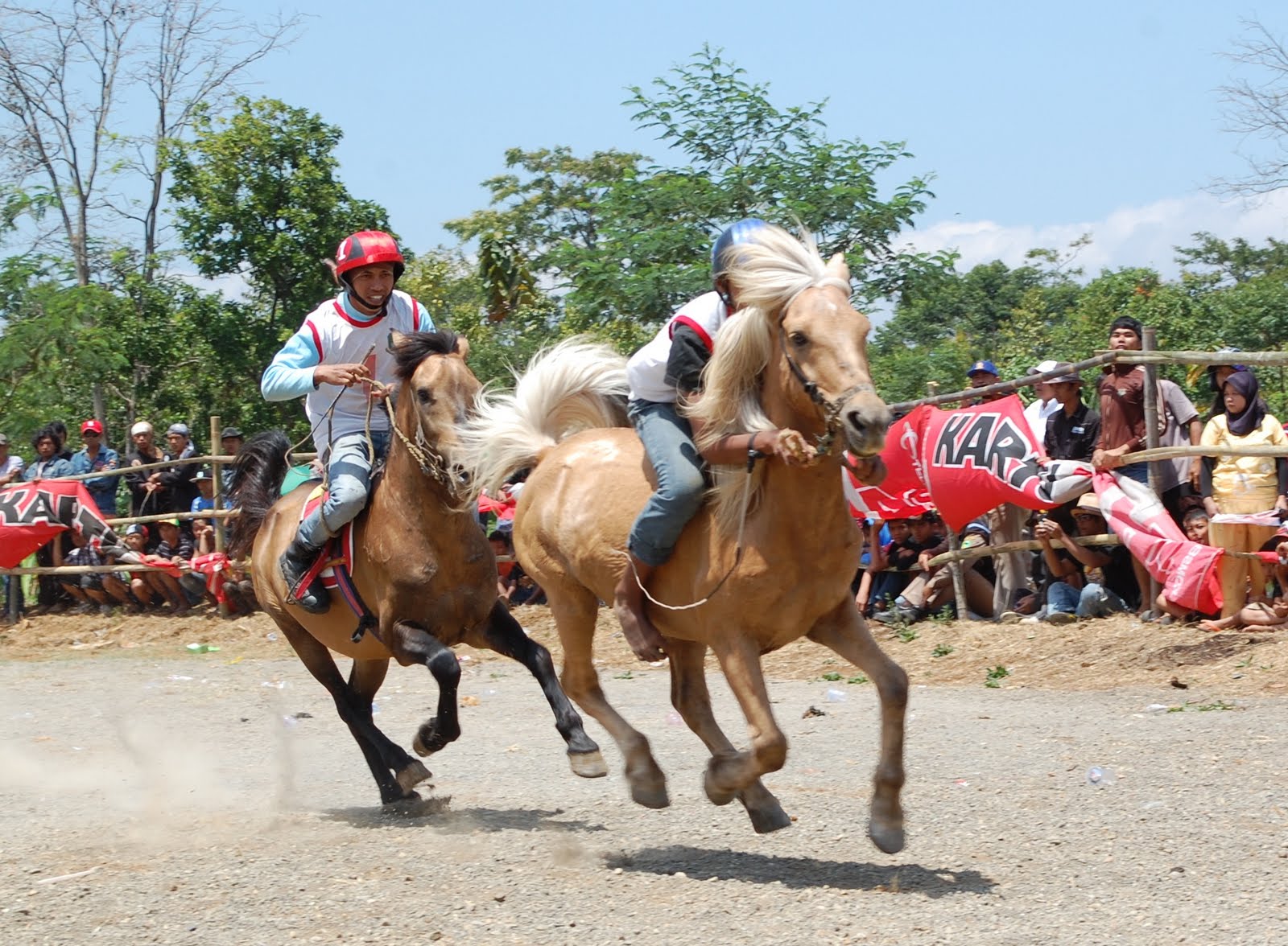 72 Joki Berebut Menjadi Sang Juara - BAGIAN HUMAS SETDA KAB. KUNINGAN