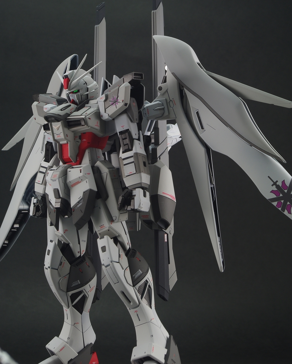 GUNDAM GUY: MG 1/100 Impulse Gundam Blanche - Custom Build