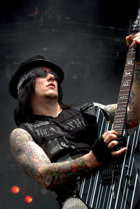 AVENGED SEVENFOLD: Synyster Gates