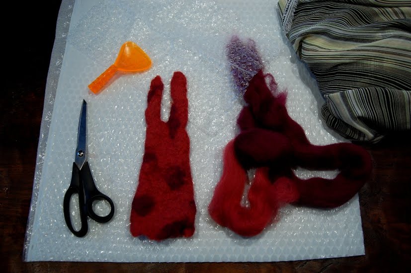 Wet Felting a 3d Bunny! Full tutorial for the more advanced wet felter ...