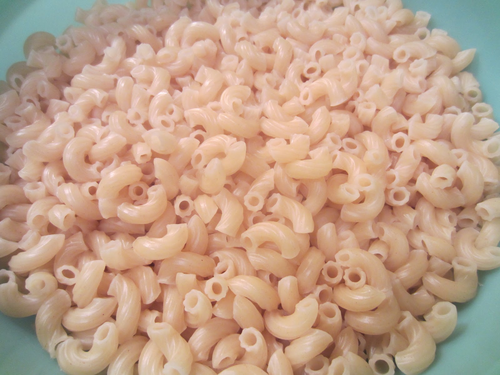Betty's Kitchen Fare: Macaroni & Cheese (with a twist)