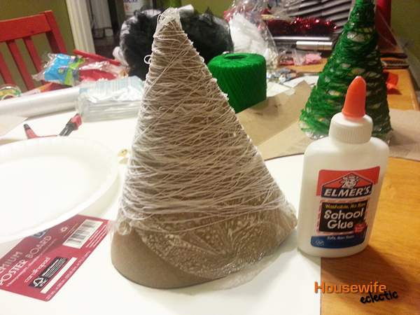 Christmas Thread Trees (Easy Christmas Craft) - Housewife Eclectic