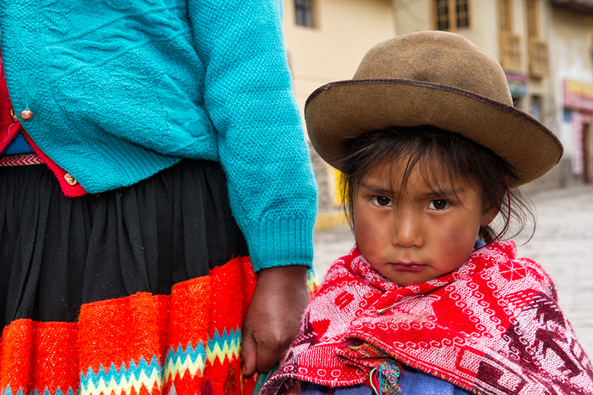 Deborah Sandidge: Travel Photography in Peru, the eyes are the window ...