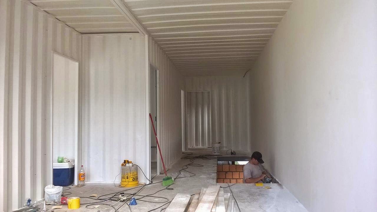 Módulo Habitacional : Interno de casa container.