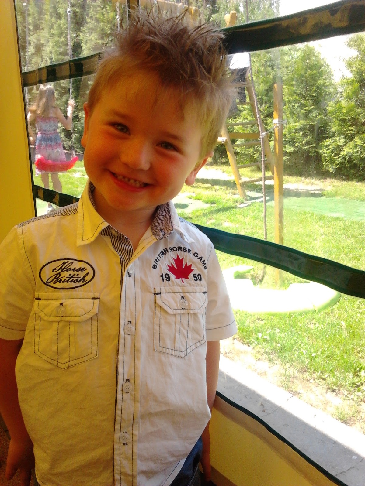 The most important thing is to stay normal: Odcinek 22: Urodziny