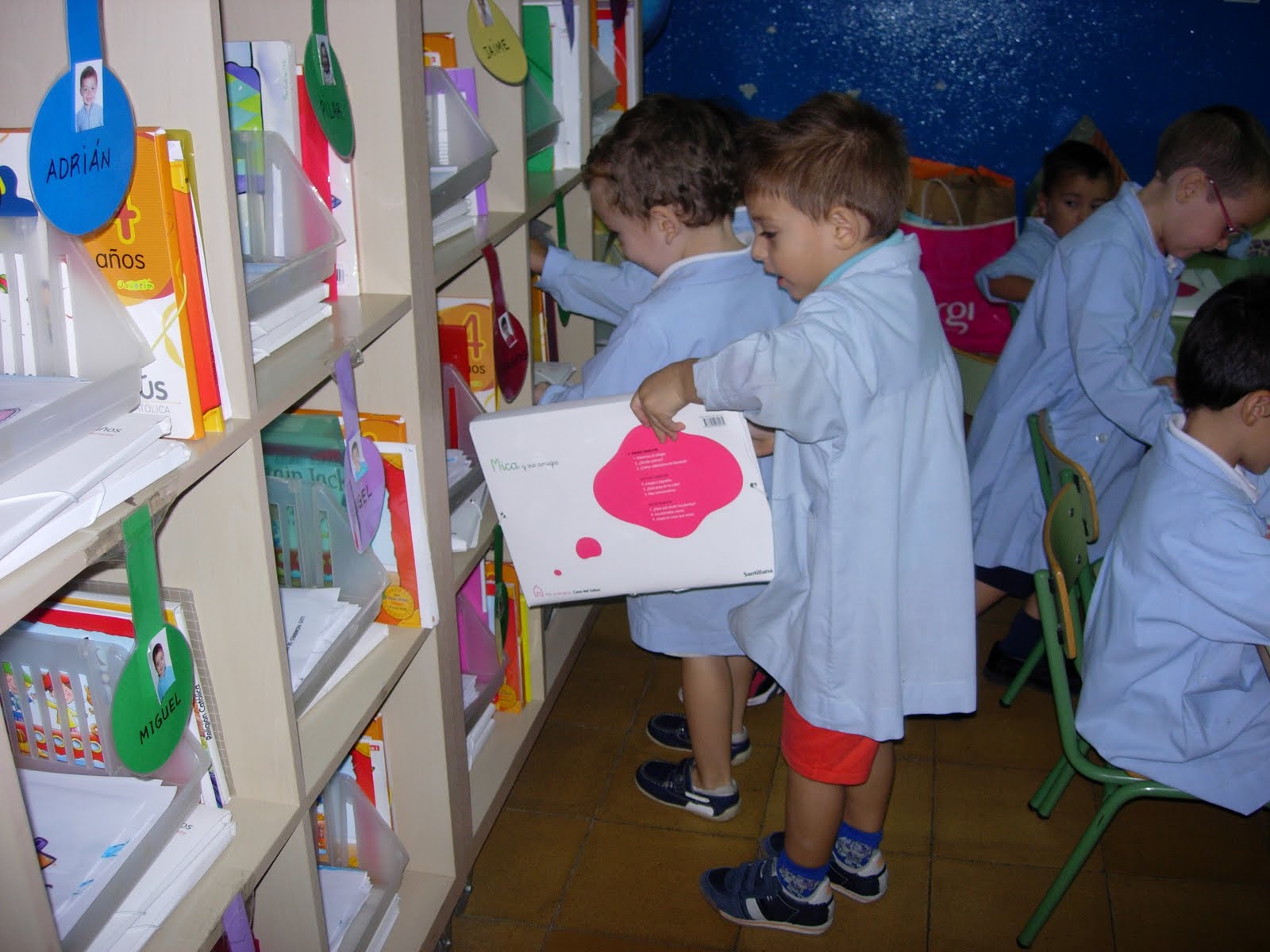 Arias Montano Infantil: TRABAJOS DE MESA